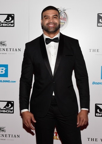 PHOTOS: Stars at the MMA Awards in Las Vegas - Gallery