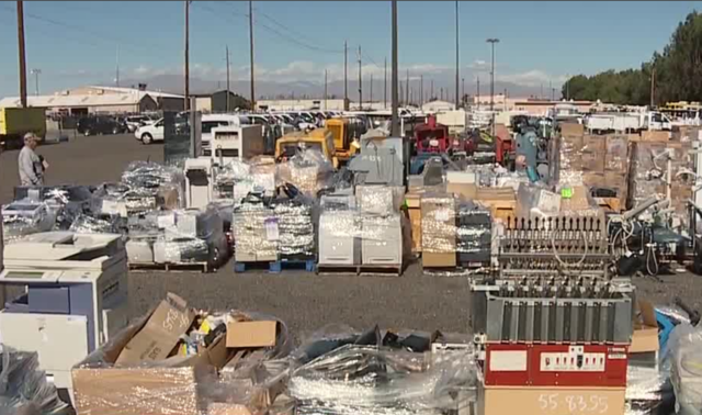 Abandoned safe deposit box items up for bid at Nevada’s unclaimed ...